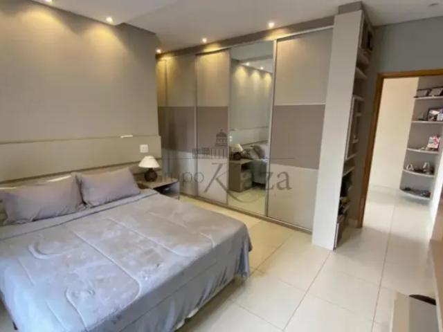 Sobrado 3 Dorms c/ Piscina 137m² | Villa Branca Jacareí