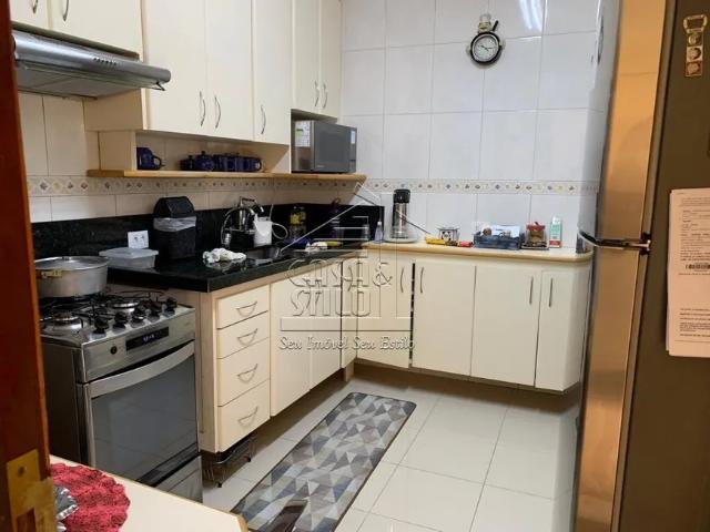Sobrado 3 dorms. E 2 vagas Jd Anália Franco