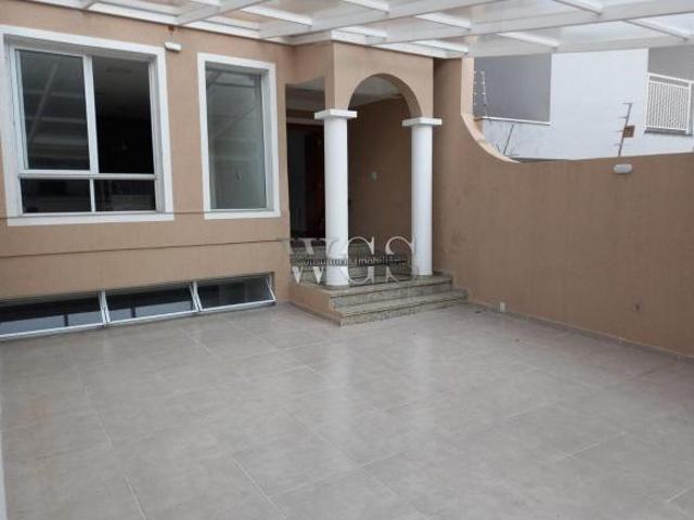 Sobrado 3 Suítes à Venda na Vila Anhanguera | 229m² | Próximo à Av. Sabará | Zona Sul