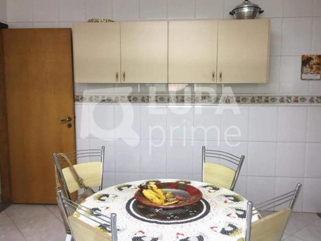 SOBRADO 3 SUÍTES Á VENDA TUCURUVI