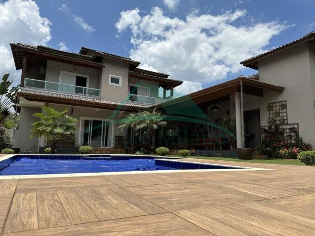 Sobrado 3 suítes e piscina a venda em Condomínio de Itupeva