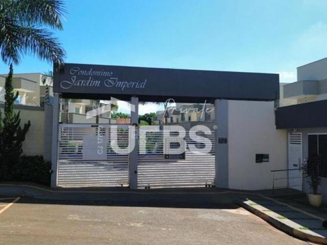 Sobrado 3 Suites em condominio Goiania 2