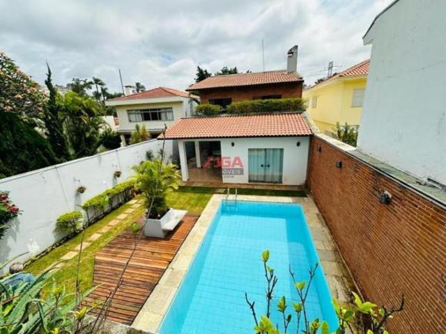 Sobrado 3 Suítes, Piscina 500 metros Brooklin Paulista São Paulo