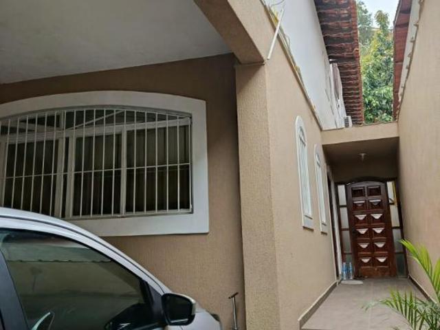 Sobrado 3 suítes 2 vagas à Venda, 125 m² por R$ 899.000