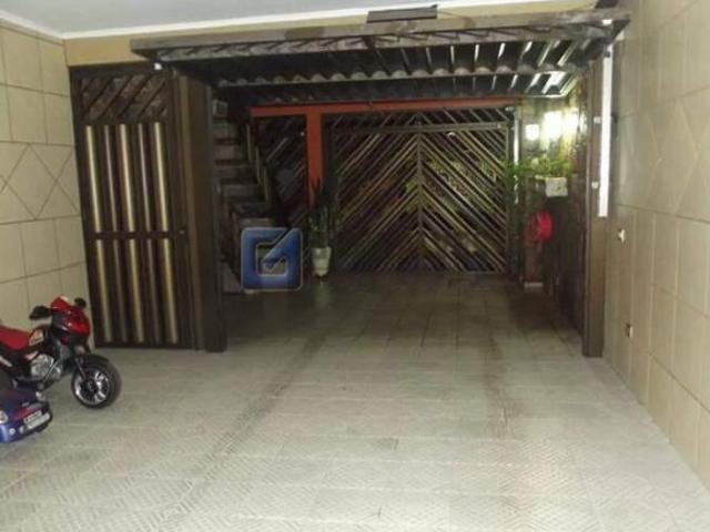 Sobrado 3 suites, 300 mts² no Bairro Parque Novo Oratório em Santo André