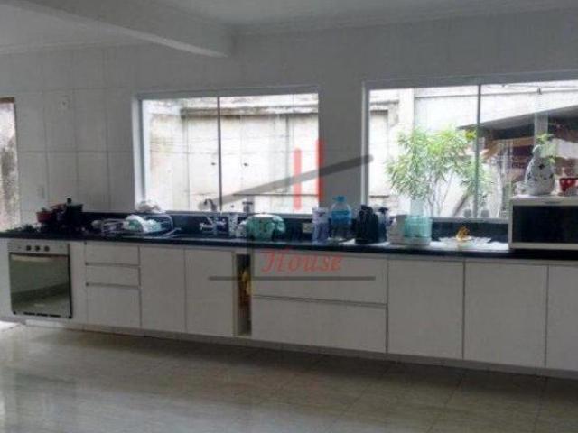 Sobrado 3 Suites, 7 vagas