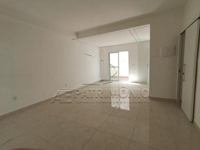SOBRADO 3 QUARTOS 1 SUITE NO RESIDENCIAL AMERICO FIGUEIREDO