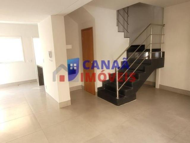 casa duplex nova 3 quartos 1 suíte em Condomínio bairro martins