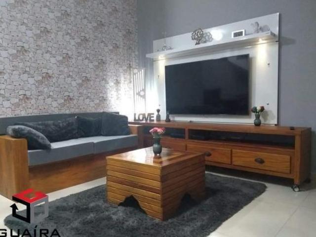 Sobrado 3 quartos 1 suíte – 2 Vagas – Bairro Pinheirinho Santo André SP