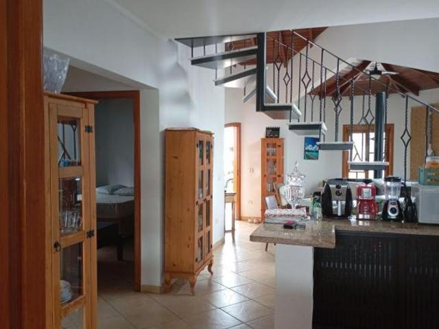 Sobrado 3 quartos,2 suites à venda em Morada da Praia