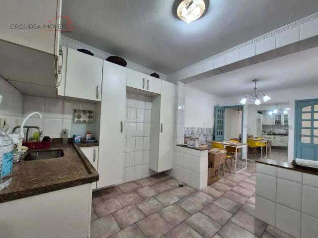 Casa Jordanópolis á venda | ótima localização | perto de praças | fácil acesso a comércios | Agende