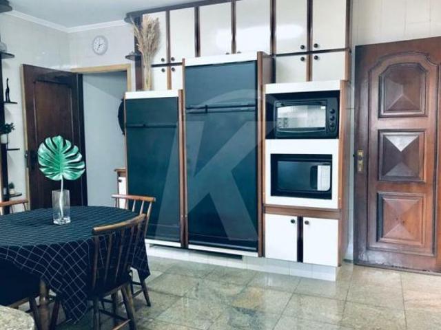 Sobrado 3 quartos 2 vagas 174m² Alfredo Pujol