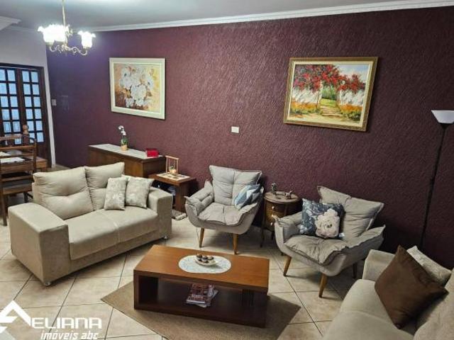 Sobrado 3 quartos 2 vagas 221 m² Vl. Valparaiso