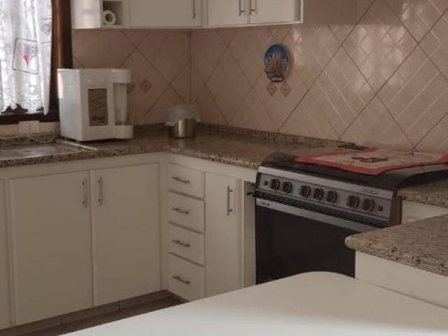 Sobrado 3 quartos 300 m² 6 vagas Curuçá