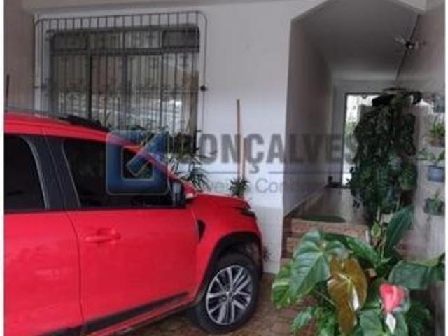Sobrado 3 Quartos à Venda em Independência, São Bernardo do Campo – 2 Vagas