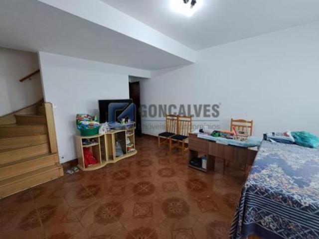 Sobrado 3 Quartos com 2 Suítes em Nova Petrópolis, SBC – Ótima Oportunidade