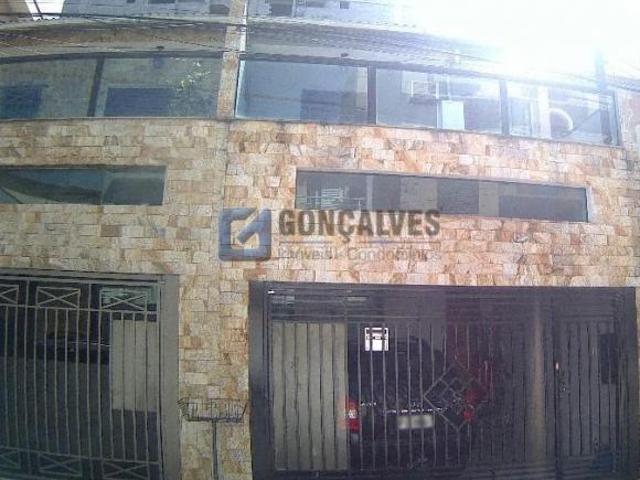 Sobrado 3 Quartos com Suíte, 2 Vagas e Churrasqueira em Santa Terezinha, São Bernardo do Campo