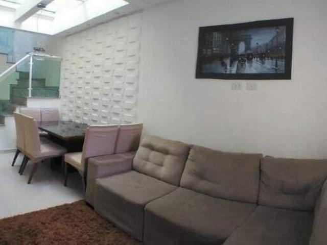 Sobrado 3 Quartos com Suíte, 2 Vagas e Financiamento na Vila Marina, Santo André