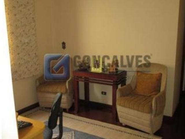Sobrado 3 Quartos com Suíte e 4 Vagas à Venda Nova Petrópolis, SBC