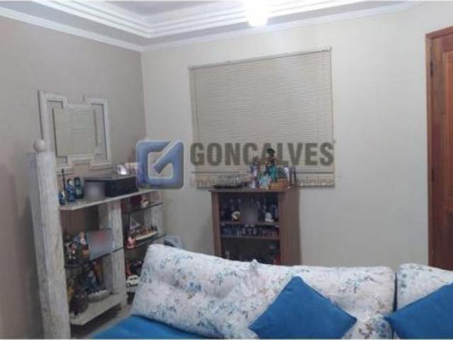 Sobrado 3 quartos com suíte e 3 vagas | Jardim Saracantã, SBC