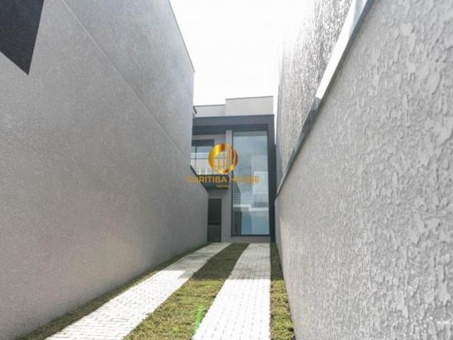 Sobrado 3 quartos e área gourmet, no Bairro Xaxim pronto pra morar