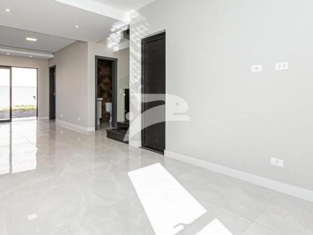 Sobrado 3 Quartos Iguacu 127m²