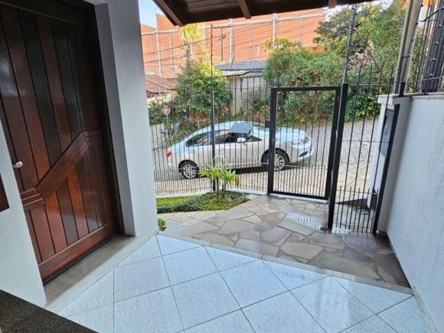 Sobrado 3 quartos no De Lazzer