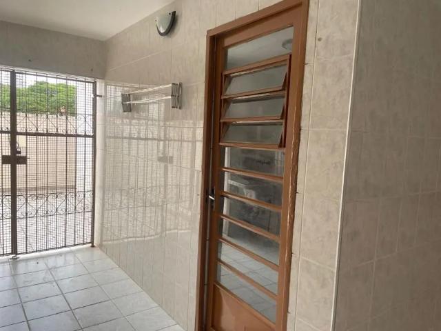 Sobrado, 3 Quartos para Alugar, 280 m² por R$ 5.000,00