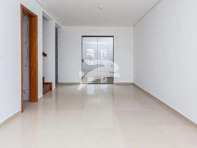 Sobrado 3 Quartos Pinheirinho 95m²