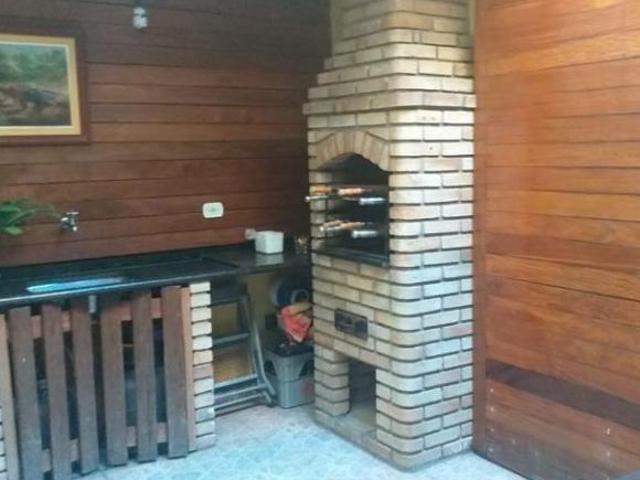 Sobrado 3 quartos próximo ao Shopping Anália Franco