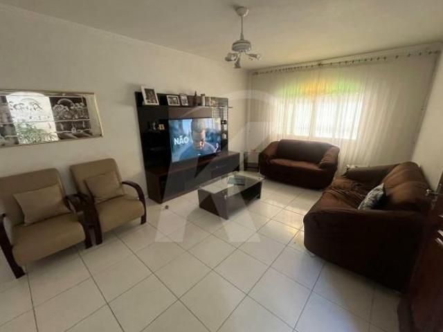 Sobrado 3 quartos, quintal, 2 vagas de garagem no Tucuruvi