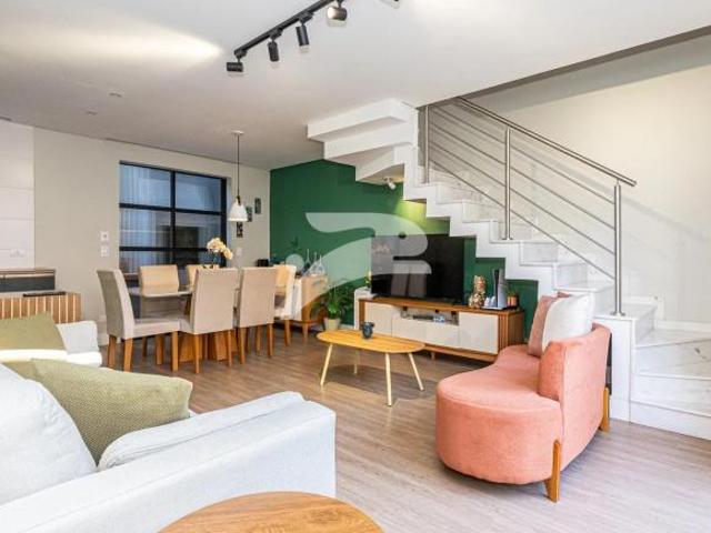 Sobrado 3 Quartos Santa Felicidade 103m²