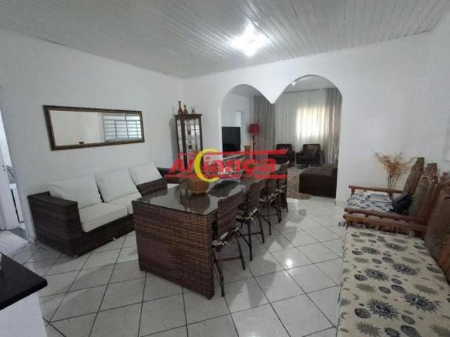 Sobrado 3 quartos sendo 1 suíte com Edícula com duas casas e um Salão comercial 420m² em Cumbica
