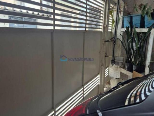 Sobrado 3 quartos sendo 1 suíte e 1 vaga de garagem coberta