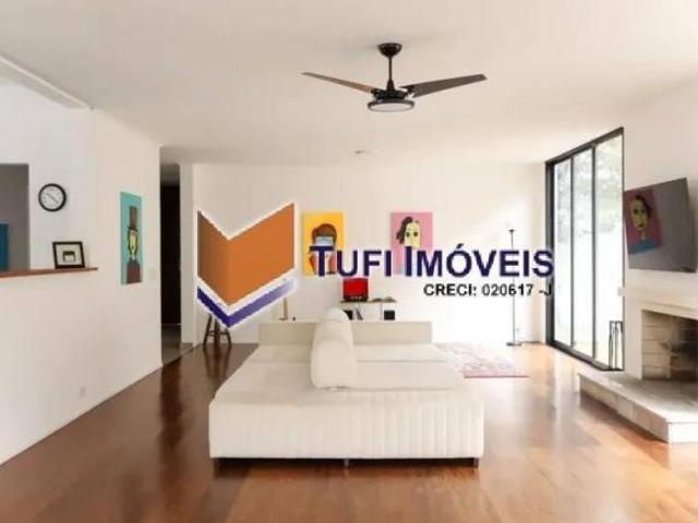 Sobrado 450m2 5 vagas Vila Madalena