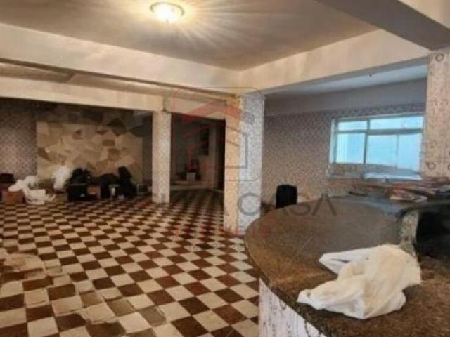 Sobrado 400m2 de área construída 4 dormitórios 3 suítes 8 vagas de garagem