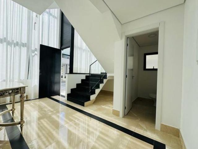 Sobrado 400m² mobiliado em Condomínio Fechado Jardim Prudência