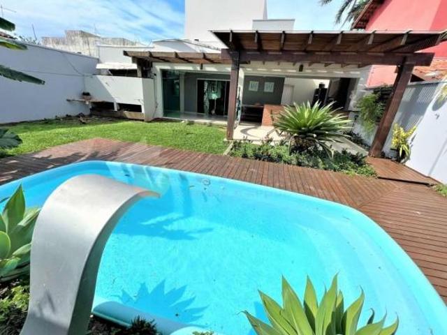 Sobrado 4 dorm. 269 m² R$1.400.000,00 Pontal de Santa Marina Caraguatatuba/SP