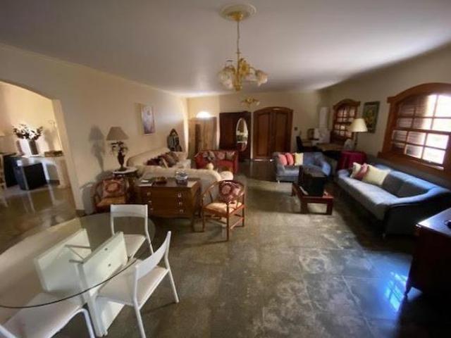 Sobrado 4 dorm Alto da Boa Vista | Só aqui na Rosa e Rangel