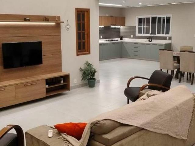 Sobrado 4 dorm Cond. Ecopark Bourbon