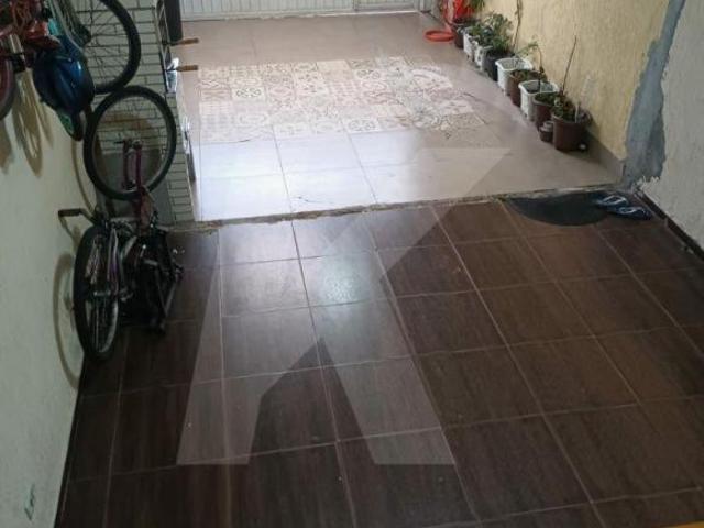 Sobrado 4 dormitórios, 3 vagas. Vila Carolina, Aceita pet