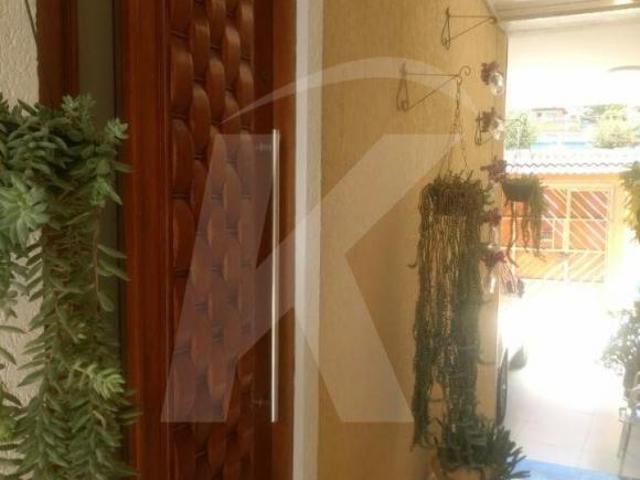 Sobrado 4 dormitórios 4 banheiros 180m² 4 vagas Jardim Paraventi