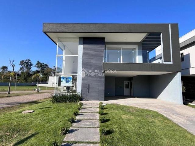 Sobrado 4 dormitórios com 2 suites em Nova Santa Rita!
