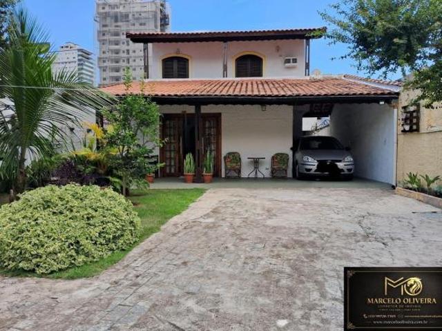 Sobrado 4 Dormitórios Canto do Forte / 5 Vagas + Edícula / Perto da Praia