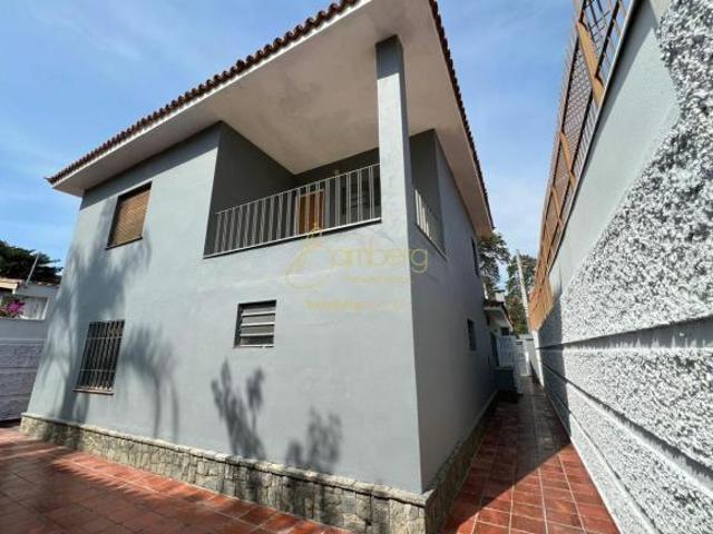 Sobrado 4 dormitórios amplo terreno Granja Julieta