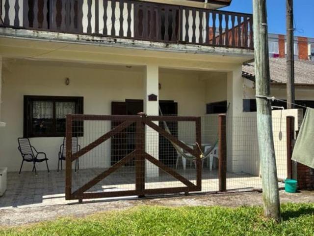 Sobrado 4 Dormitórios Bairro Arroio Teixeira