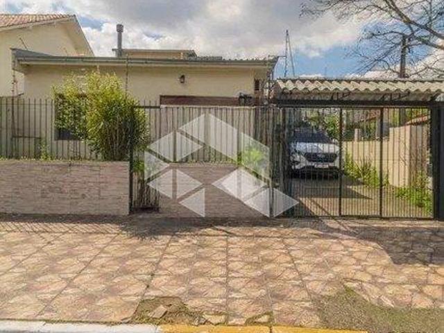 Sobrado 4 dormitórios, Bairro São José, Canoas