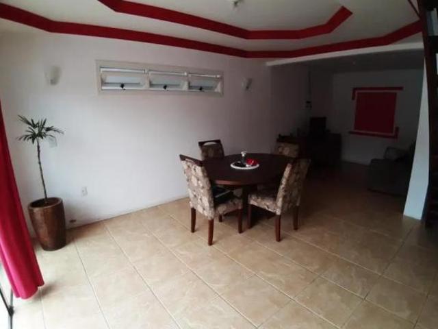 Sobrado 4 Dormitórios Bairro Zona Nova