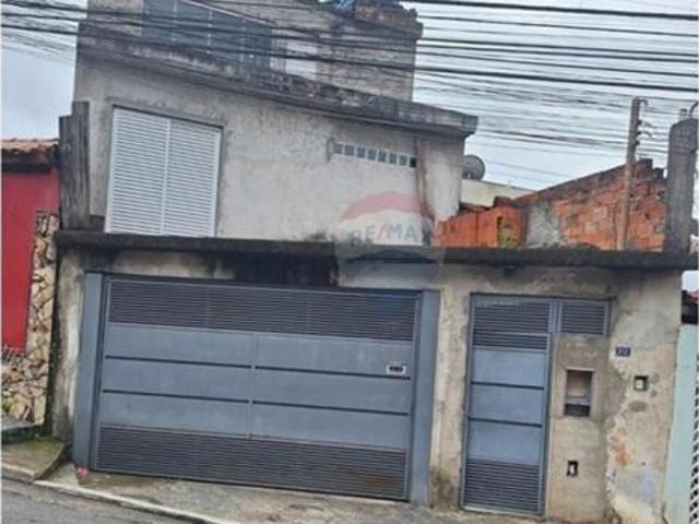 Sobrado 4 dormitórios Jardim Santa Mena