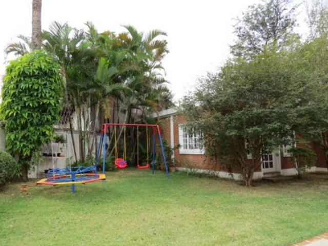 Sobrado 4 dts 1 st com closet 6 vagas 665m² AT 300m² AC